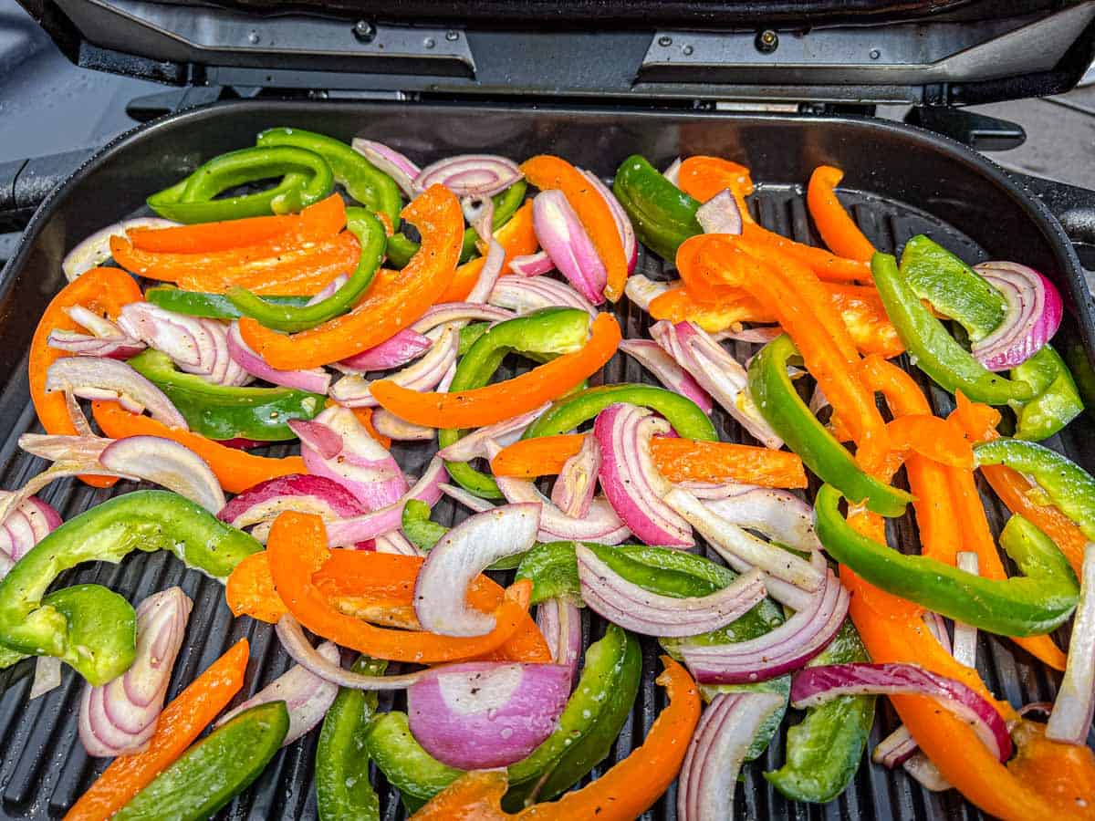 Ninja Woodfire Outdoor Grill Grilled Sausage & Peppers - Grill What You ...